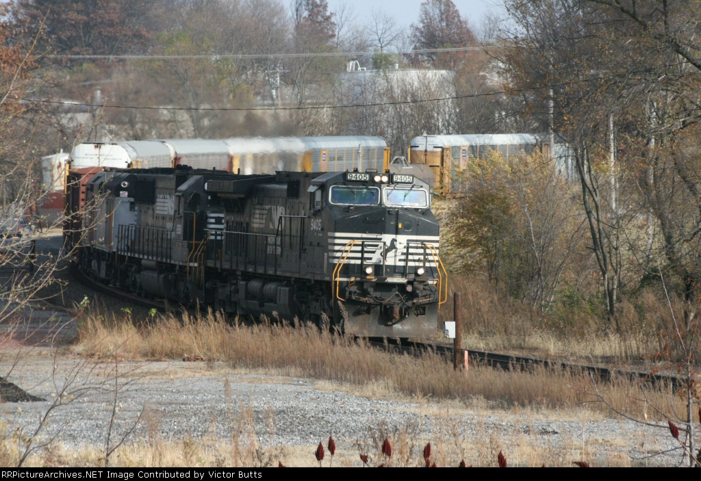 NS 9405 6581 and MNCW 4914